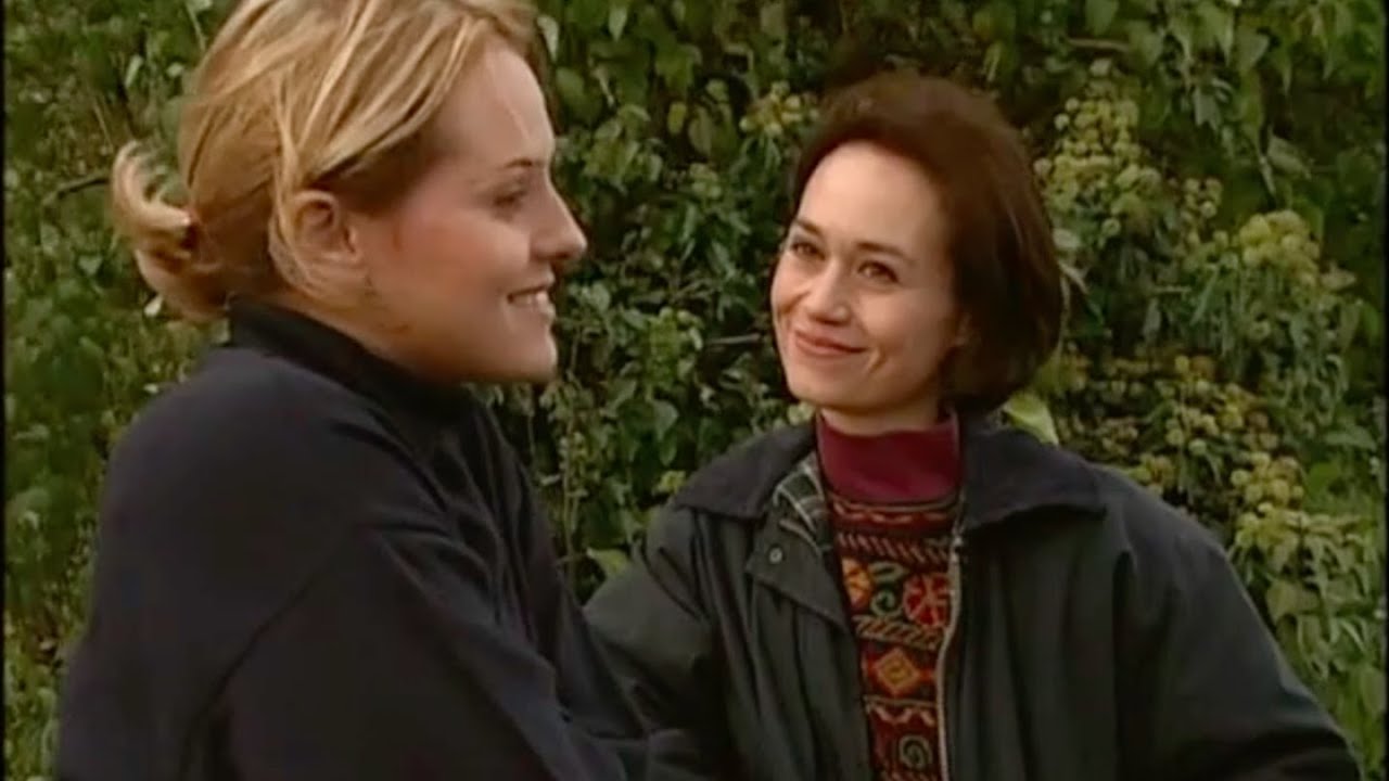 (385) Zoe Tate 24th December 1996 - YouTube