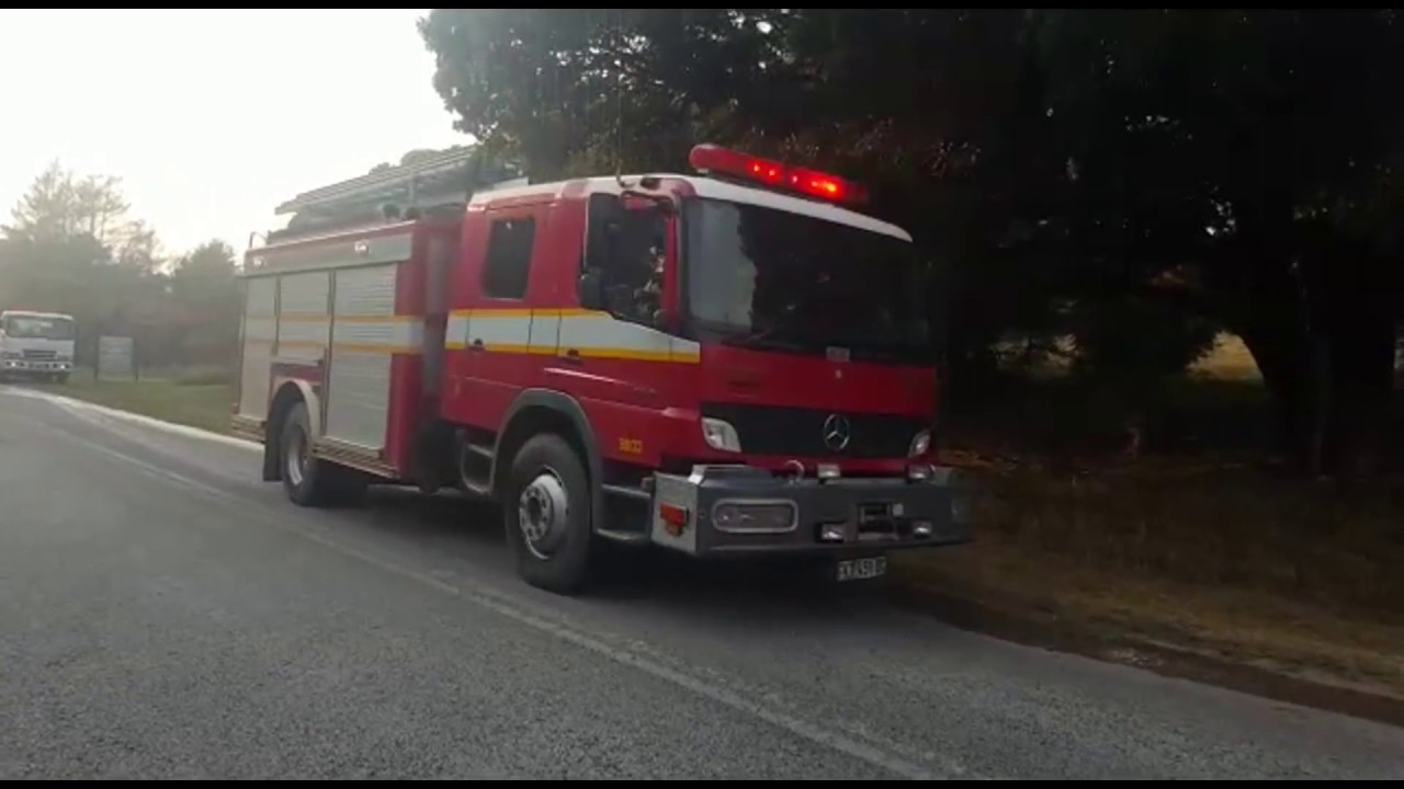 FULL VIDEO: Veld fire in Seaview area of Port Elizabeth - 8 June 2017 ...