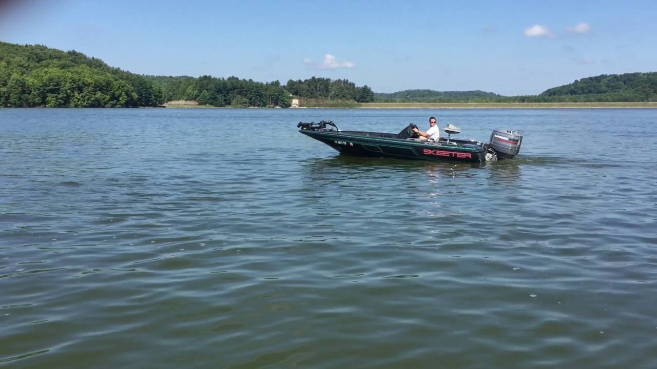 Skeeter Bass Boat - YouTube