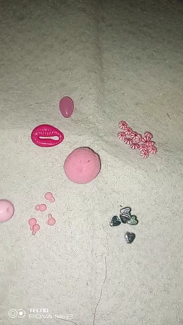 #diy keychain for bag # pom pom beads ,MOTi c shells - YouTube