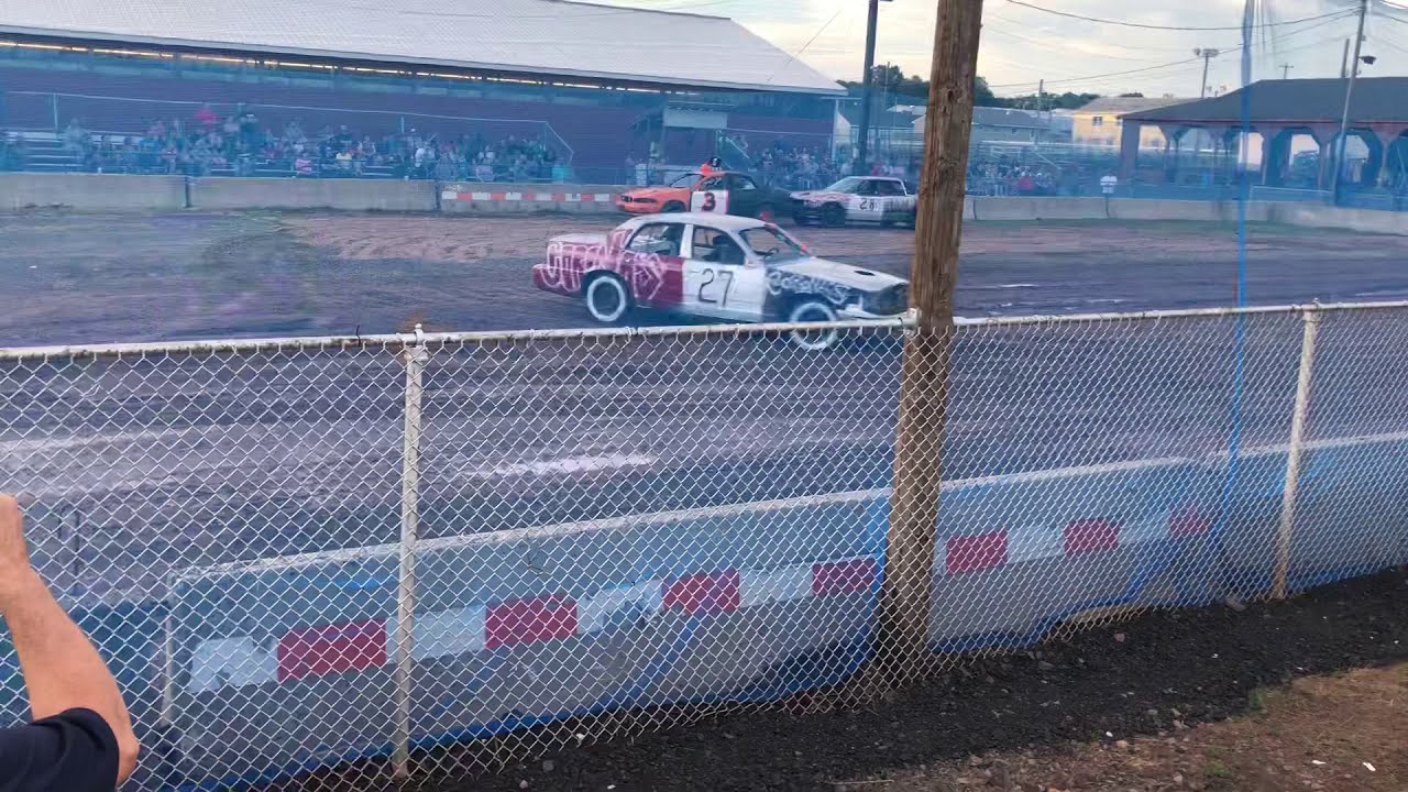 Berlin Fairgrounds Demolition Derby - Freedom Fest 2018 - YouTube