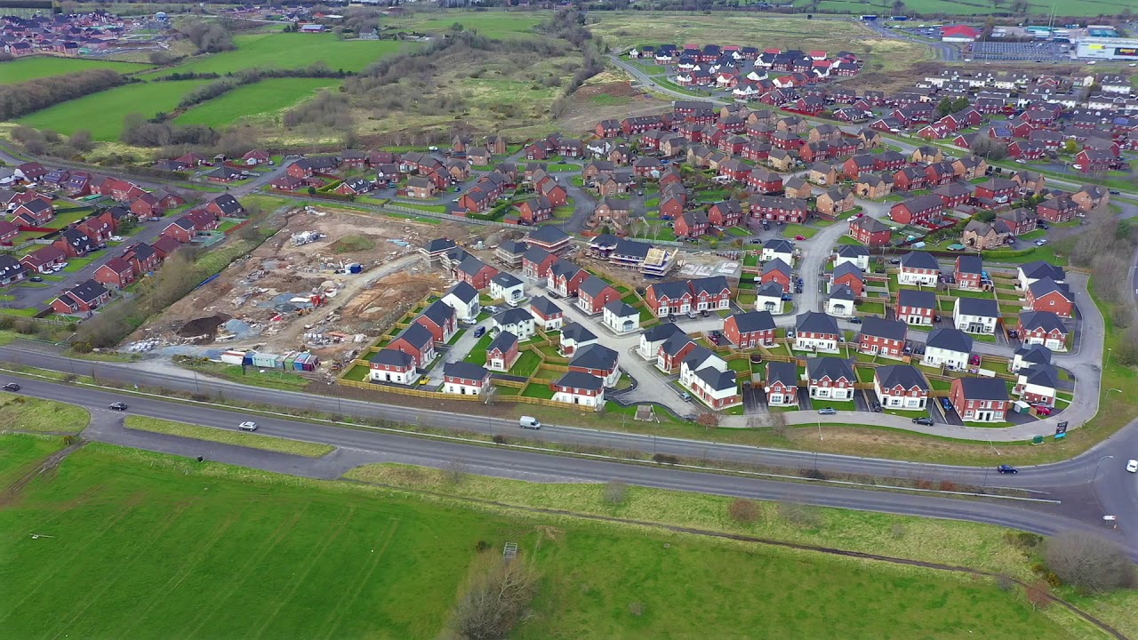Carnreagh Park, Craigavon - Aerial Flyover Mar 2020 - YouTube