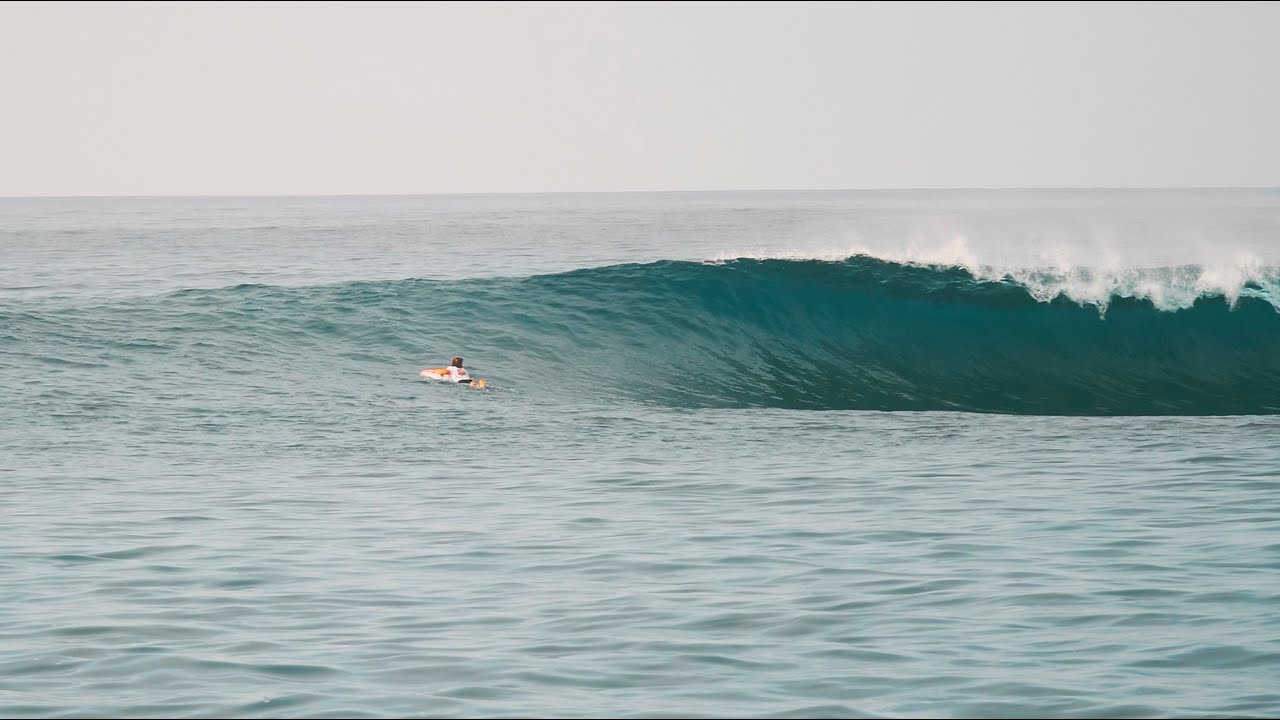 A PERFECT Day Surfing UNCROWDED Waves in The Mentawais! - YouTube