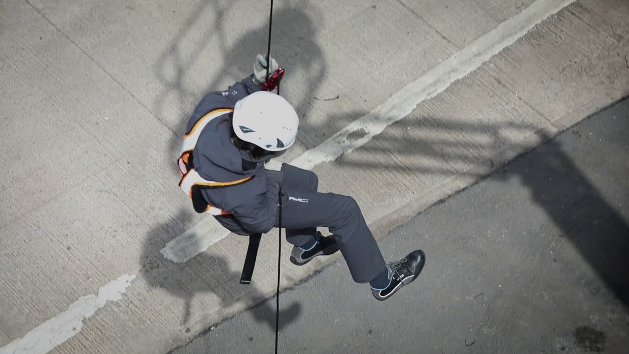 Original SpanSet Gotcha Rescue Range - Gotcha Evac II Kit - YouTube