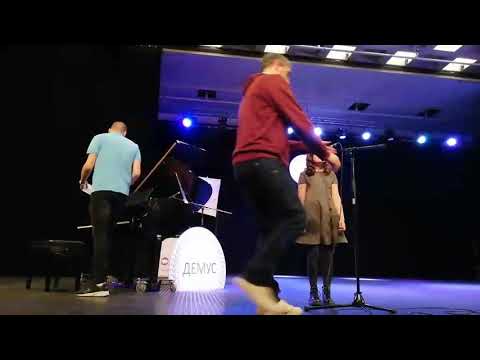 Gde je onaj cvetak žuti-Katarina Jovanović 3 razred - YouTube