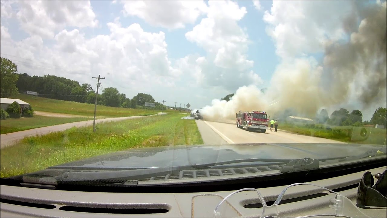 WPFD - Car Fire On Dash Cam - YouTube