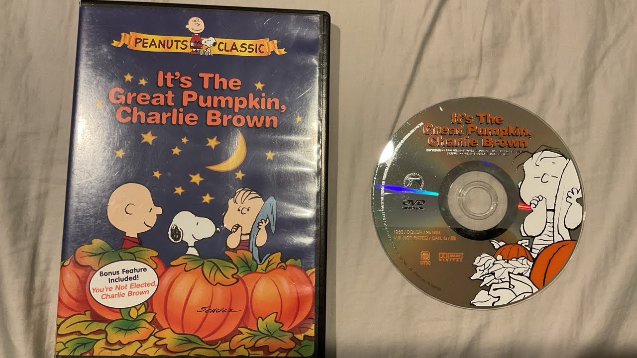 Opening to It's the Great Pumpkin, Charlie Brown 2000 DVD (Paramount ...