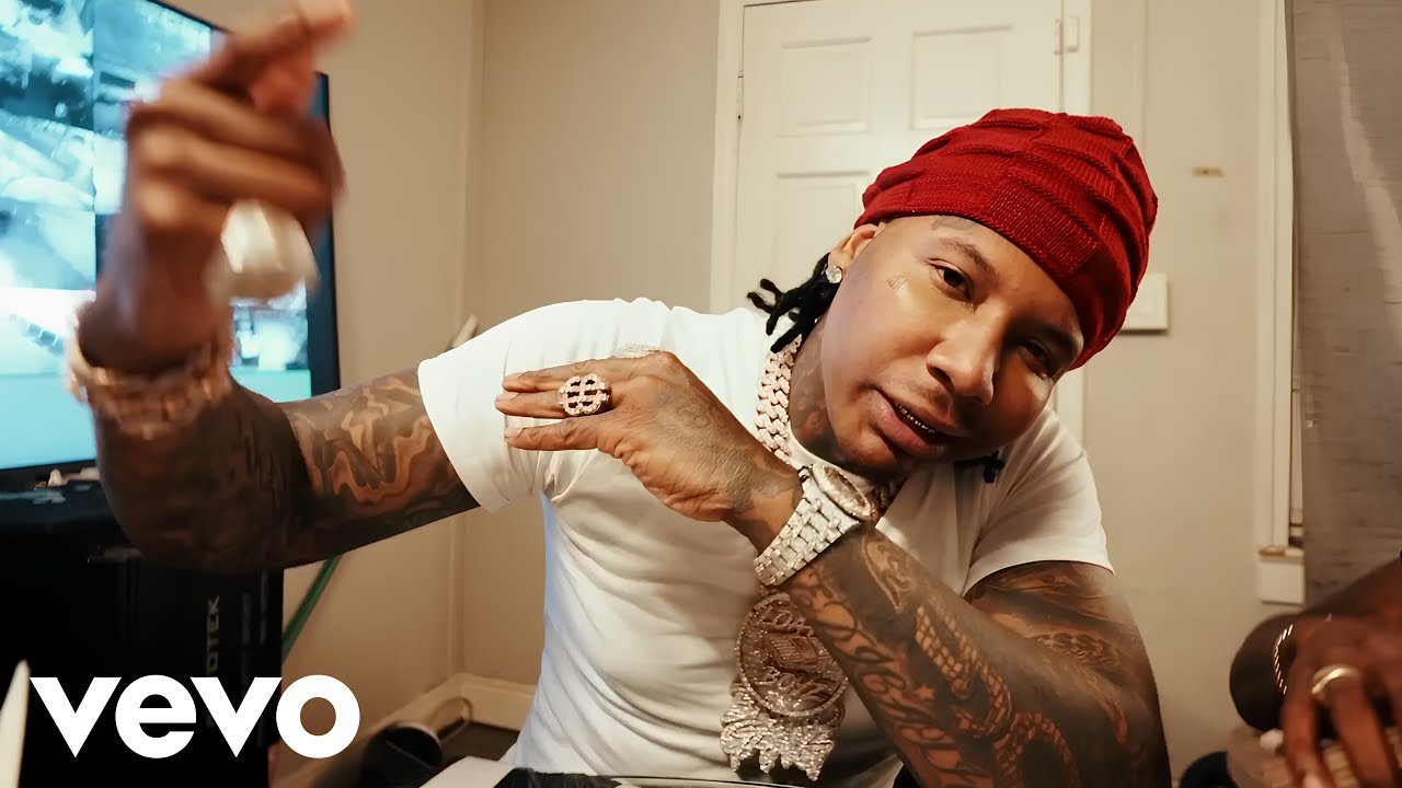 Moneybagg Yo ft. 42 Dugg - Home Slidin' [Music Video] - YouTube