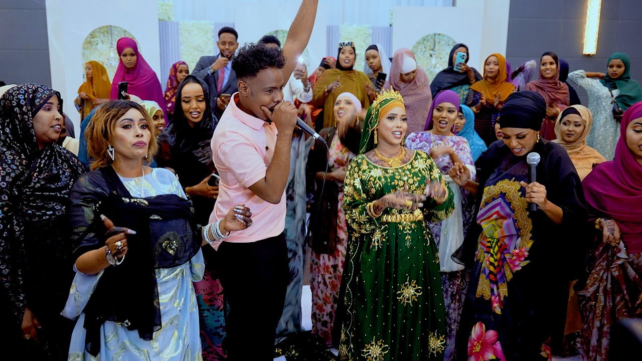 FARXAAN GUREY FT XAAWA DAGAN HEES CUSUB GOBTII REER AYAANLE GEENYA ...