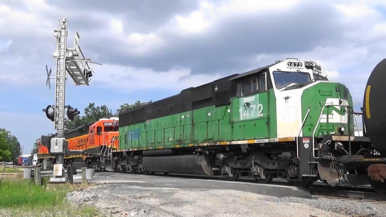 BNSF Switching on the East End - 6/22/2019 - YouTube