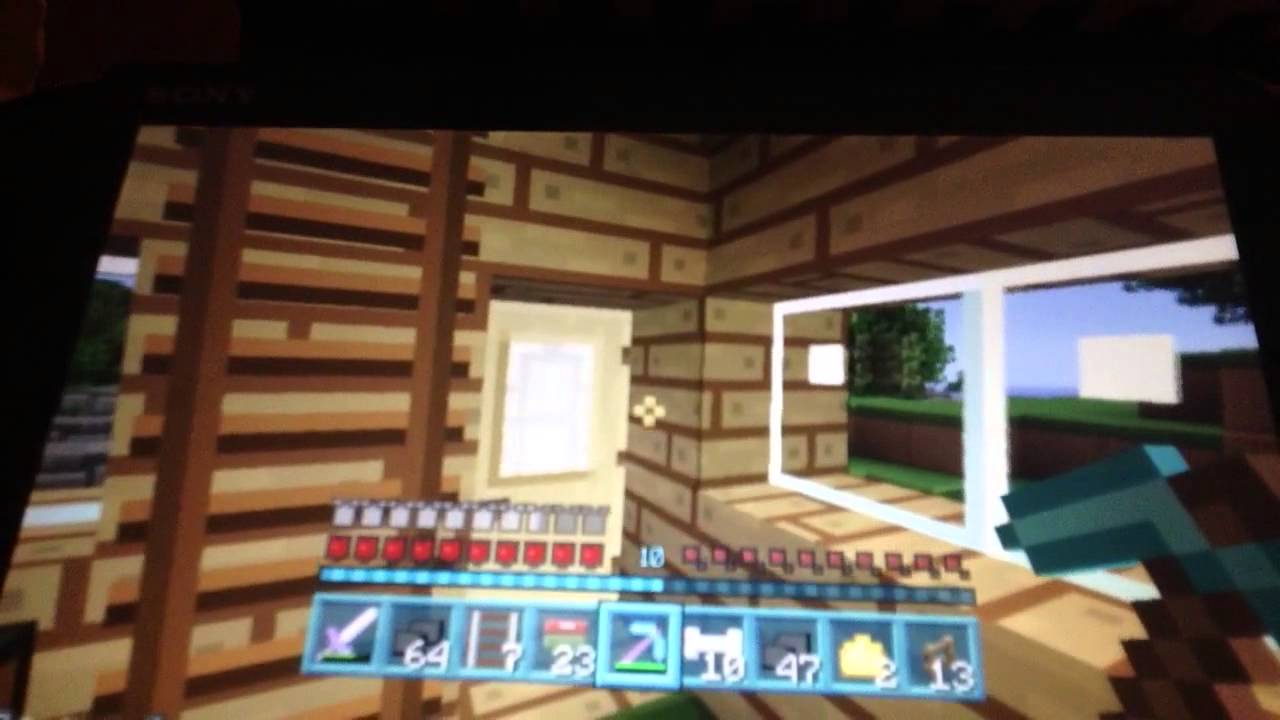 Minecraft PSvita- Gameplay part #1 with Mattox - YouTube