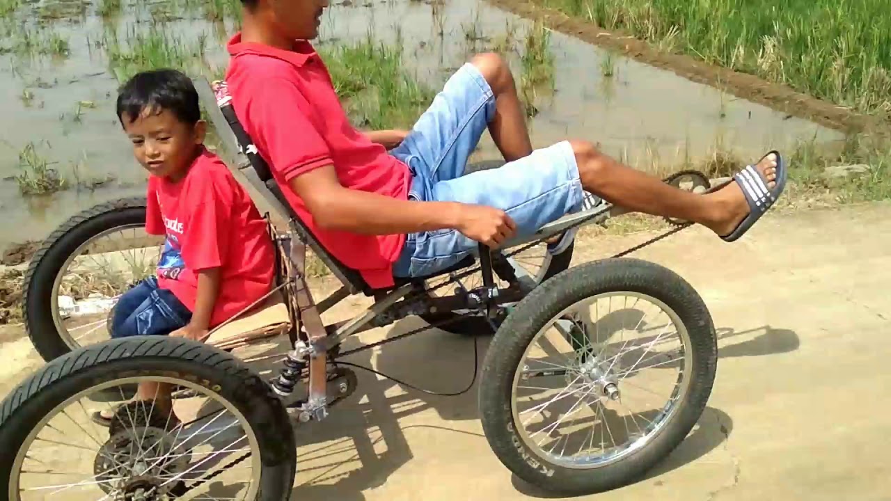 Quad Bike // Sepeda roda 4 - YouTube