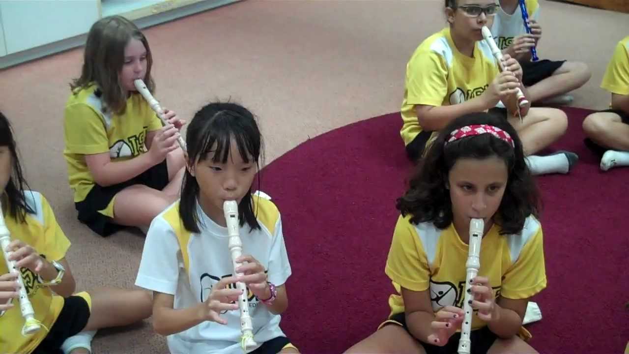 Grade 4 Recorder Round on My Paddle - YouTube
