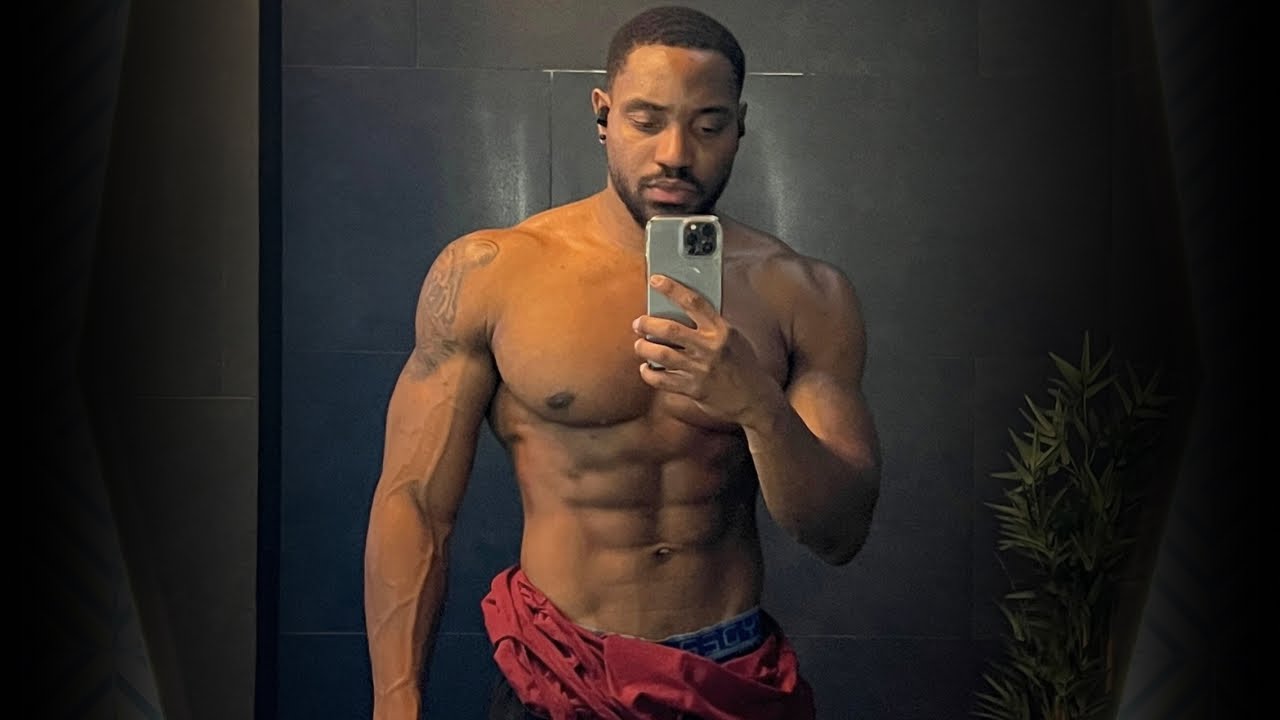 The simple "diet" I'm using to get JACKED - YouTube