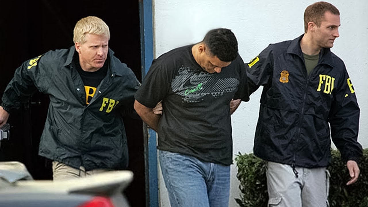 This Is How FBI Caught The Most Wanted Hacker - YouTube