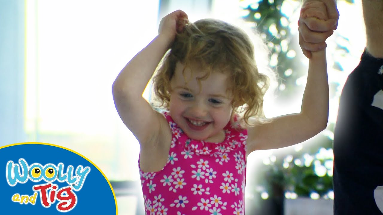 @WoollyandTigOfficial- Tig Goes Swimming | TV Show for Kids | Toy ...