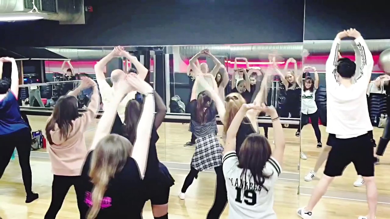 Twice - TT (Part 1 - Thu 16/02) London Kpop Dance Classes by DGC Dance ...