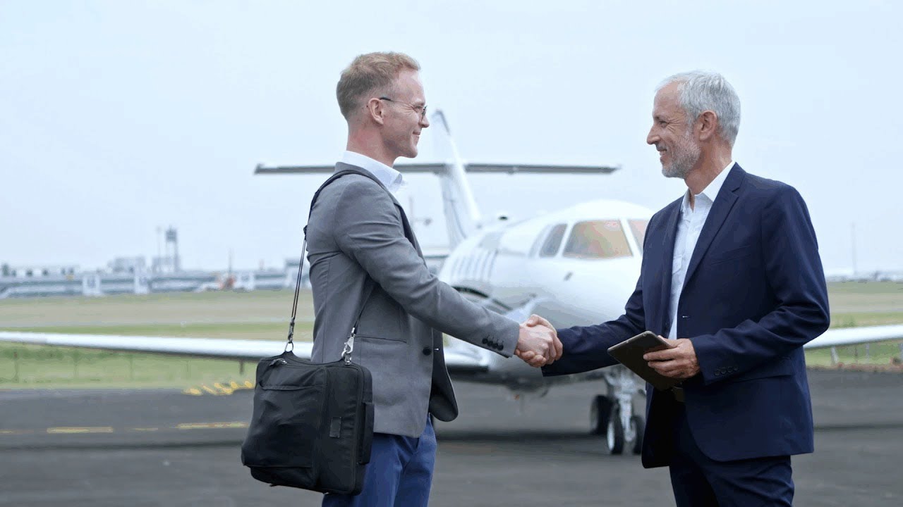 Accelerate your aircraft sales with inflight Wi-Fi - YouTube