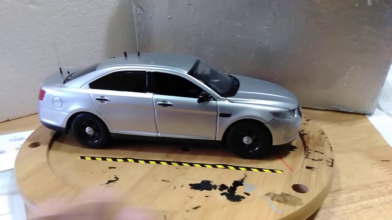 1/24 POLICE: Virginia State Police Taurus with LEDs - YouTube