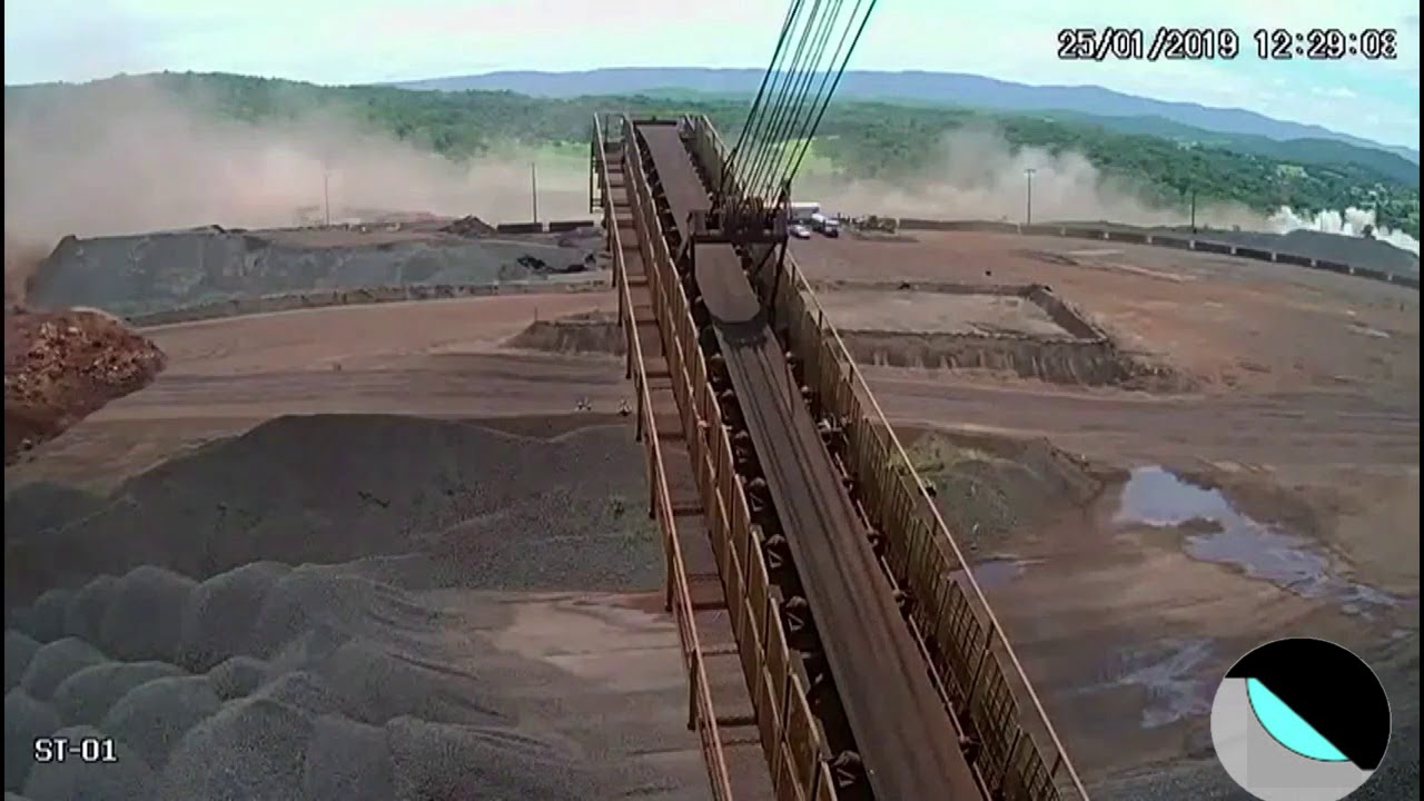 Detik - detik runtuhnya bendungan Vale di Brazil (Vale's Tailing dam ...