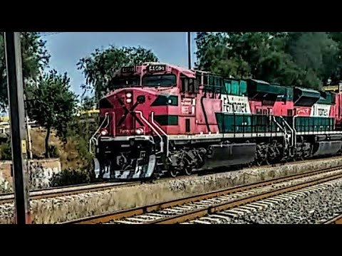 Fxe 4665 - ES44AC y la fxe 4079 - SD70ACE ( Intermodal ) saliendo de teoloyucan - YouTube
