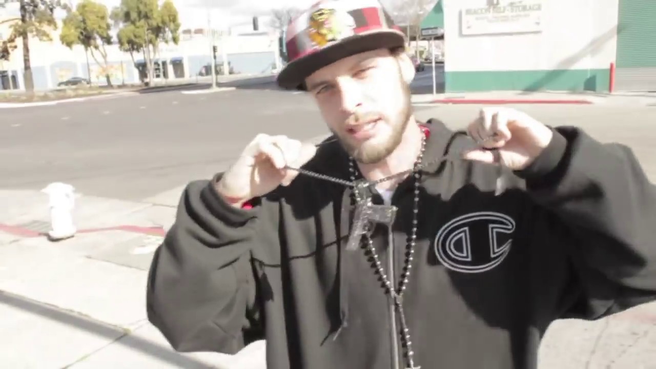 White Famous Rapper Glock 9 Gets Robbed In West Oakland - YouTube