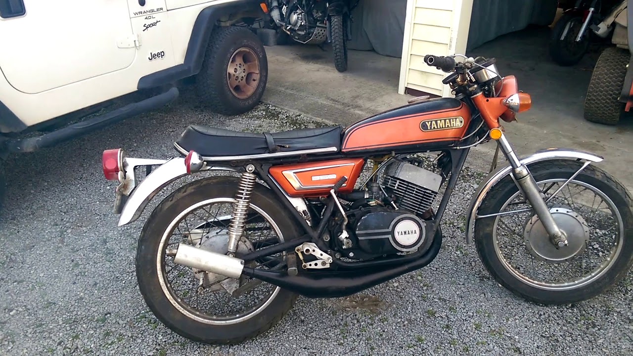 '72 Yamaha R5 running once again - YouTube
