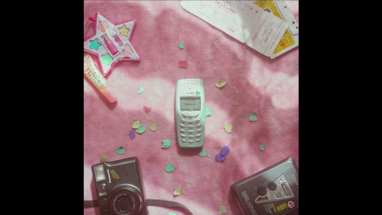 Maddie Moon - i miss you (feat. swirl world) - YouTube