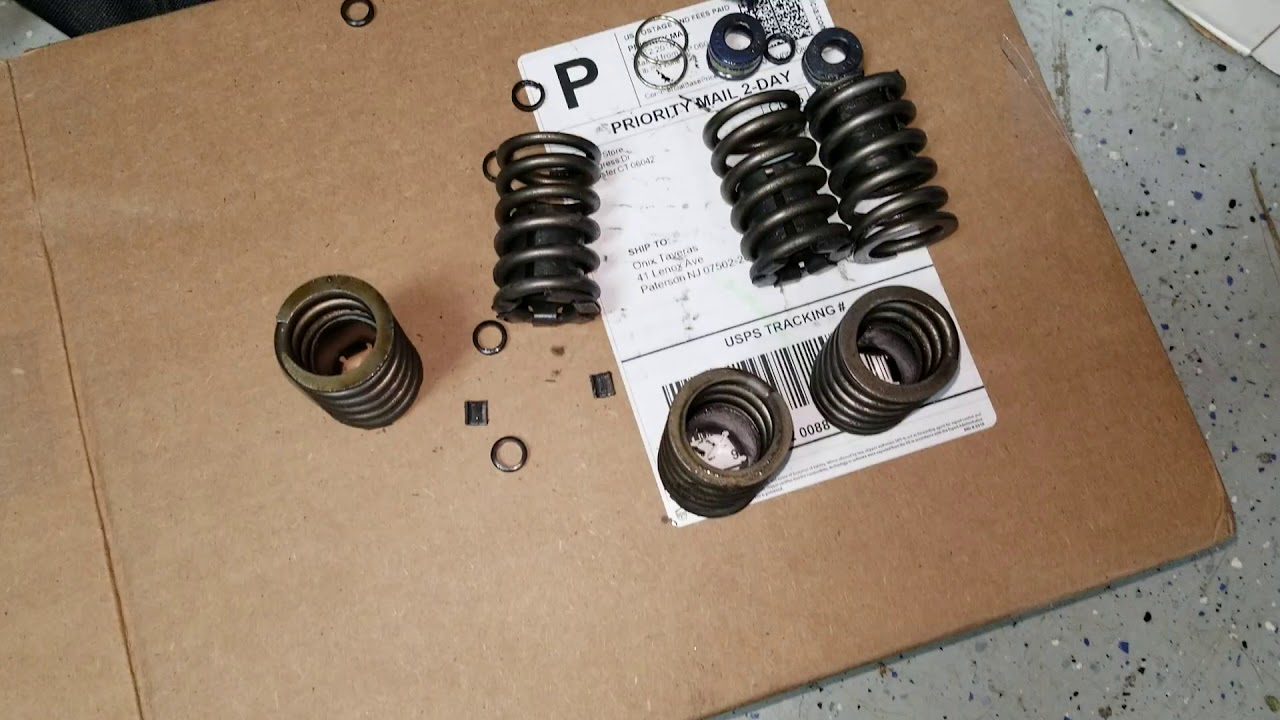 Quick look at valve springs and seals for fiero 2.8 v6 - YouTube