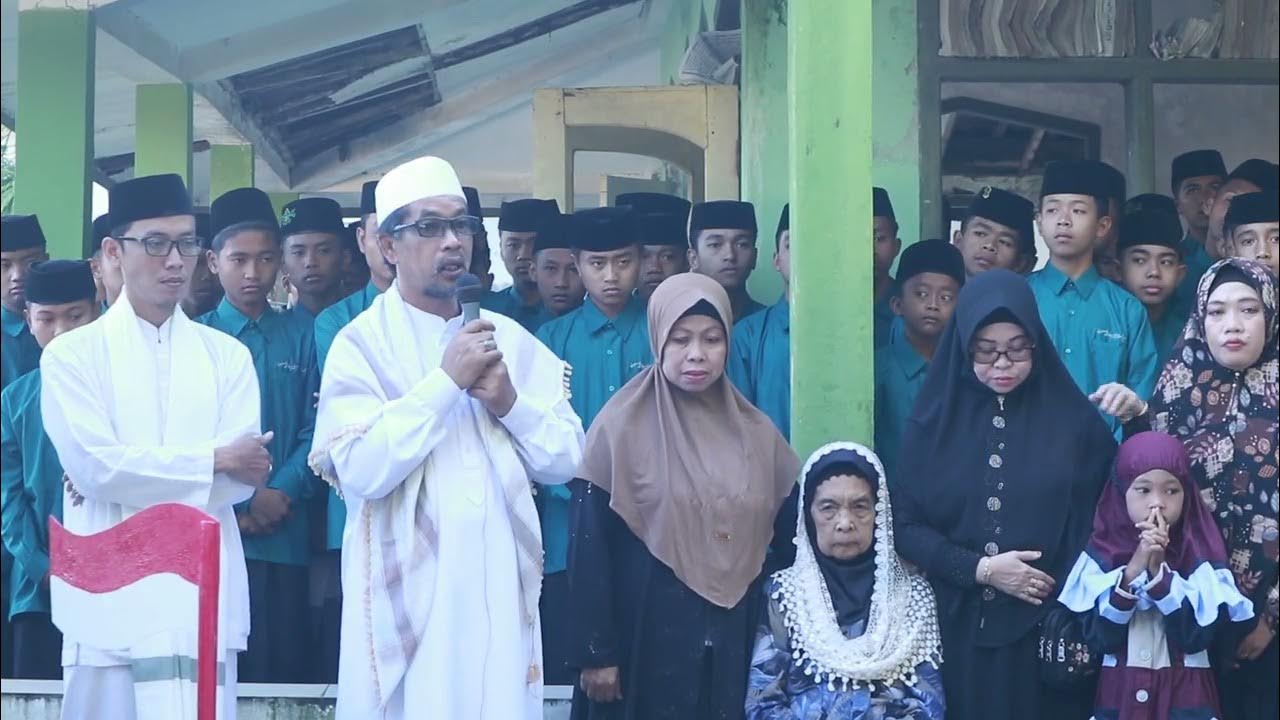 Ziarah makam pendiri PONDOK PESANTREN MAQNA'UL ULUM - YouTube