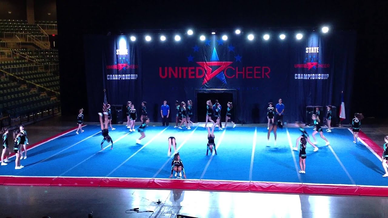 Apex Cheer Paramount (Senior, Level 2) - United Cheer Comp, Dec. 8 ...