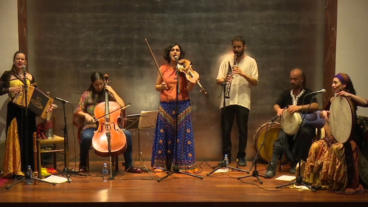 TRISFAHAN : Ajde Jano & Gusta Mi Magla. Espacio Ronda. Madrid - YouTube