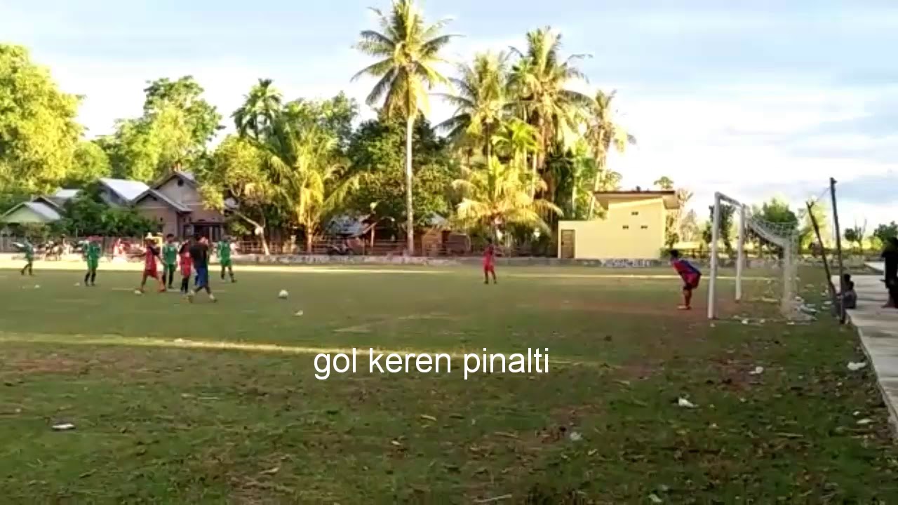 Sepakan gol bola pinalti yang cantik dan lembut - YouTube