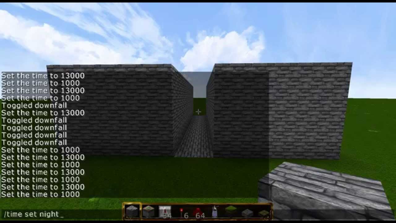 Minecraft 'Maze Runner' (Self closing wall) - YouTube