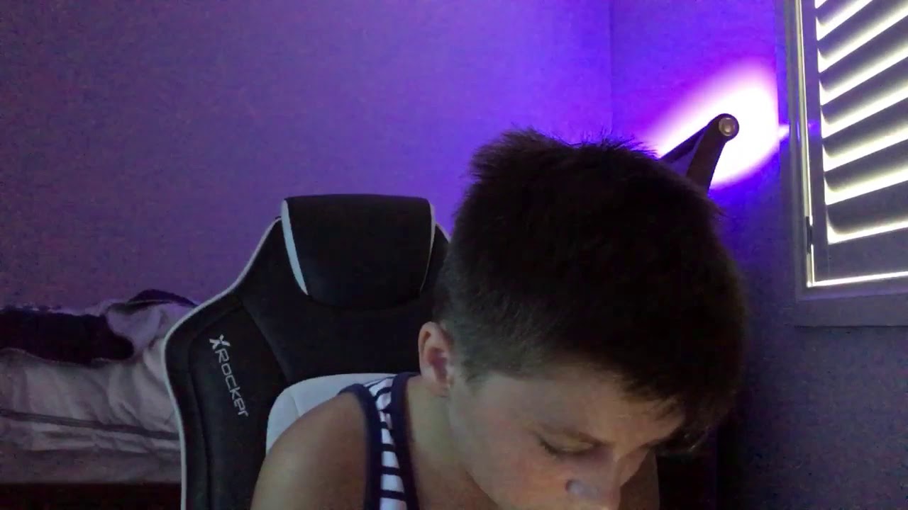 Screaming every Friday - YouTube