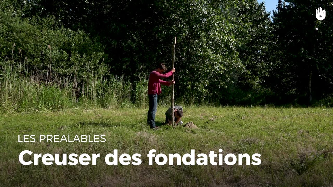 Creuser des fondations | Construire des installations en forêt - YouTube