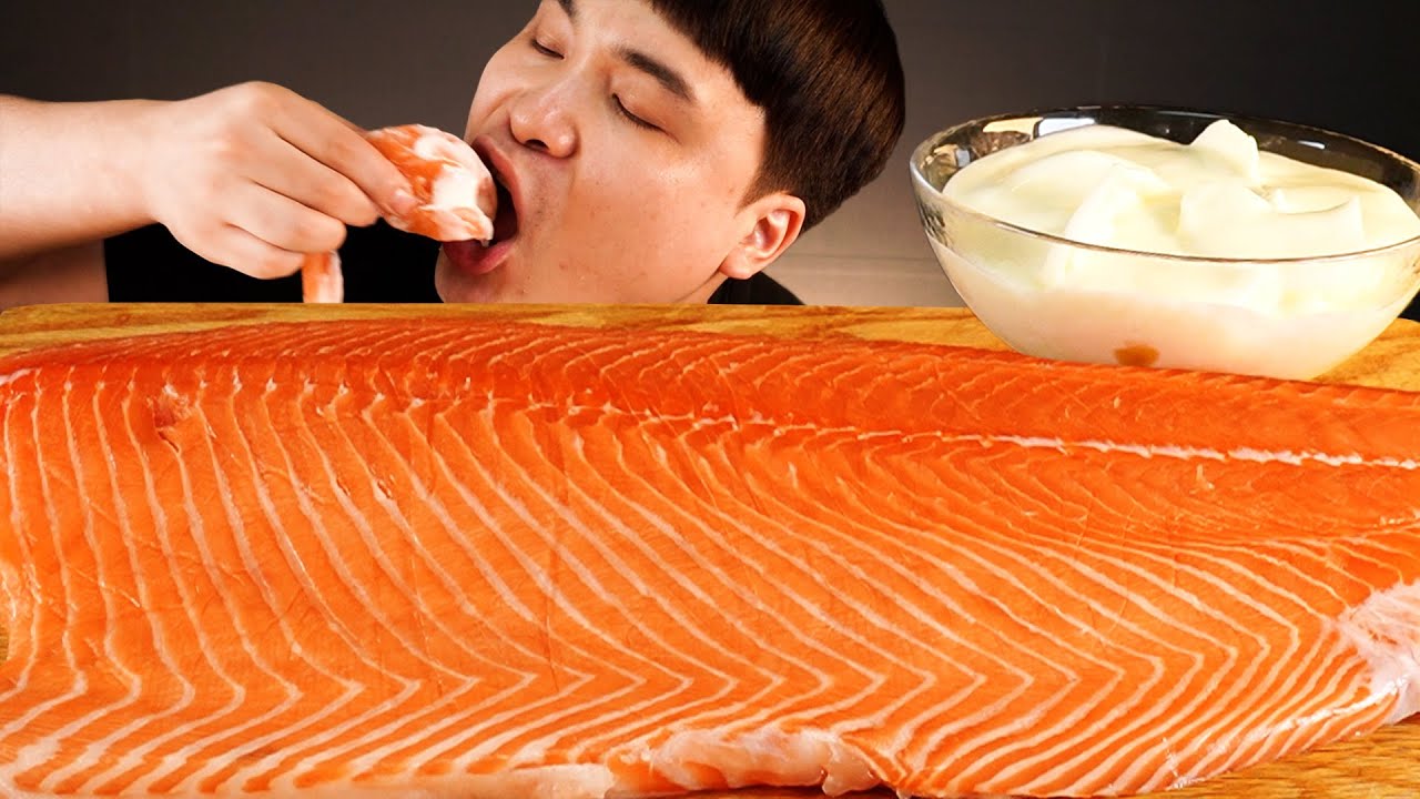 오랜만에 먹는 연어반마리 먹방~ 리얼사운드 Salmon Sashimi Asmr Mukbang Eating Show