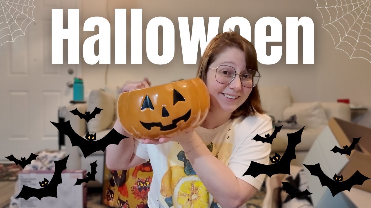 Halloween Haul: Outdoor decs, indoor decs, Candy, jack o'lanterns - YouTube