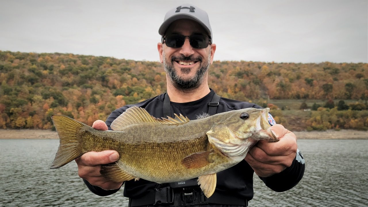 Fall Smallmouth Bass Fishing (Bonus Walleye for the Pan!!!) - YouTube