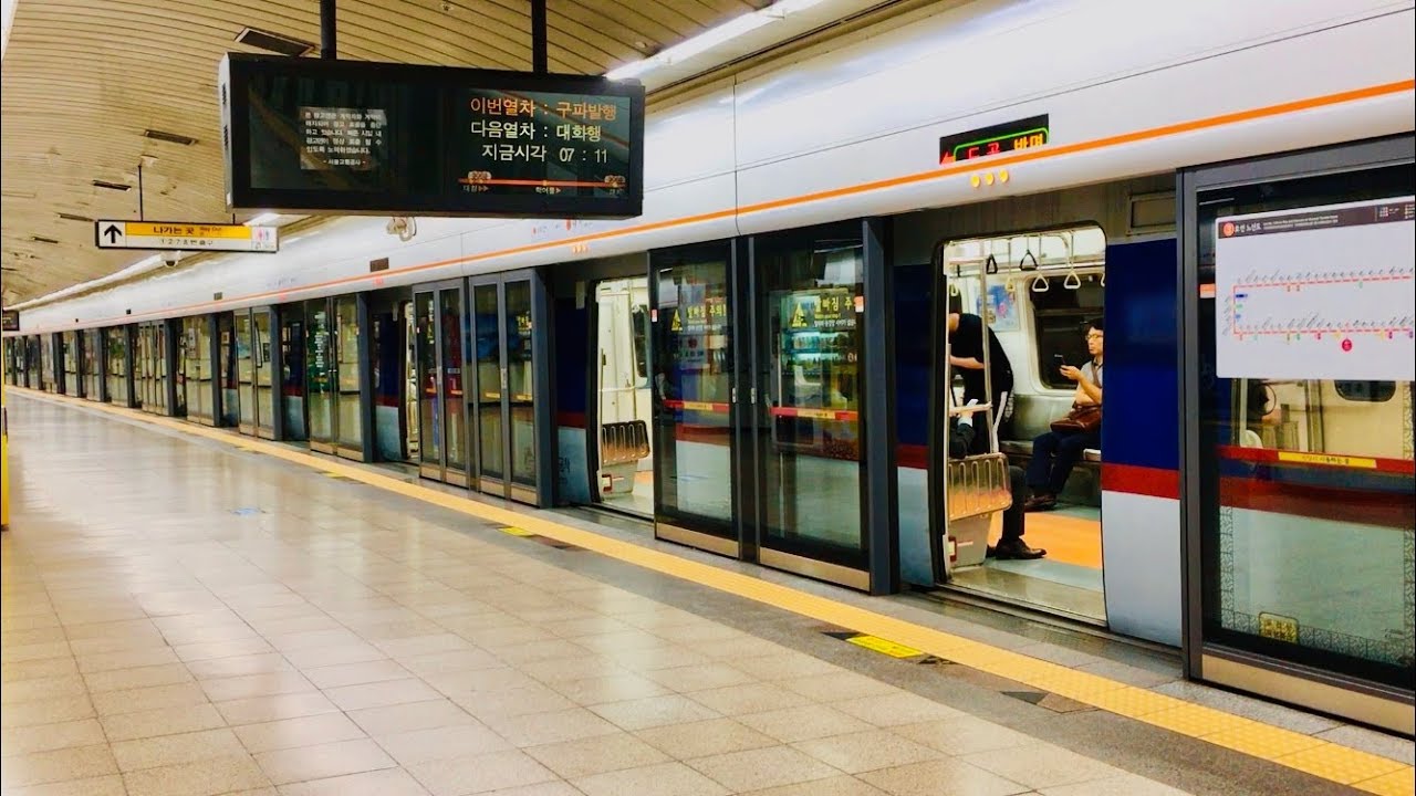 서울지하철 3호선 대치역의 전동차들 / Seoul Line3. Daechi station GEC-Chopper - YouTube