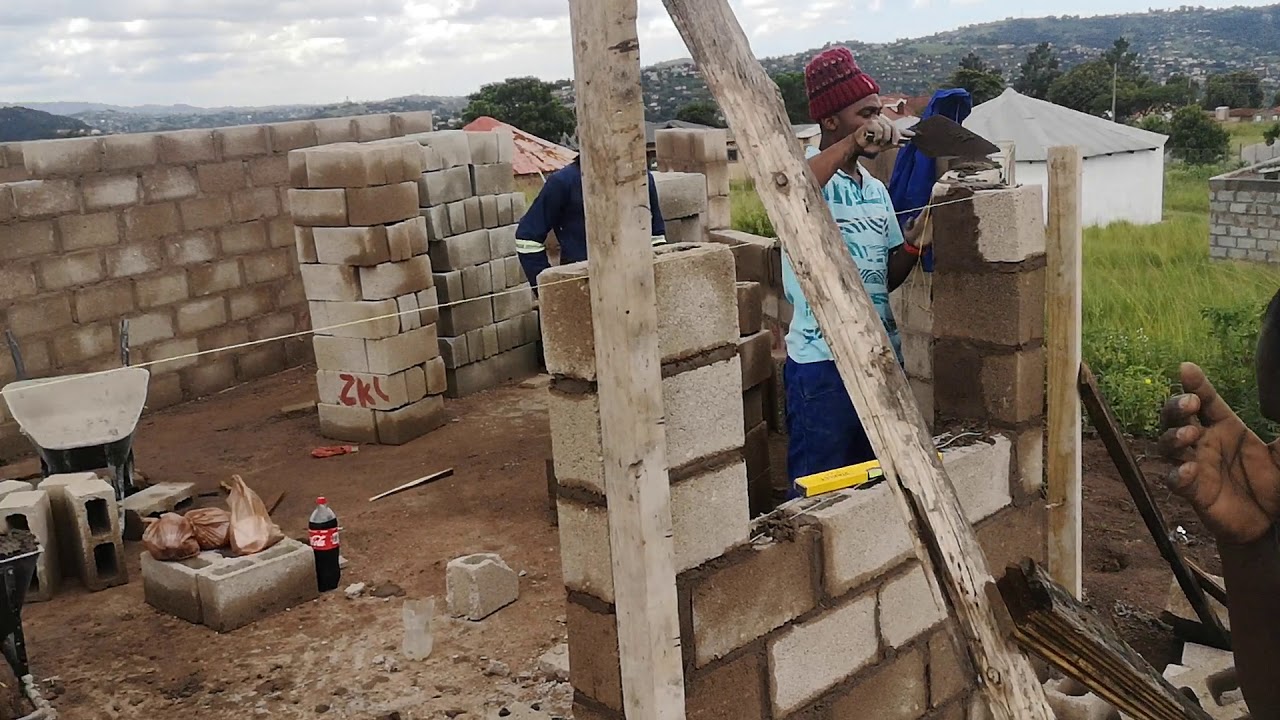 Rondavel building - YouTube