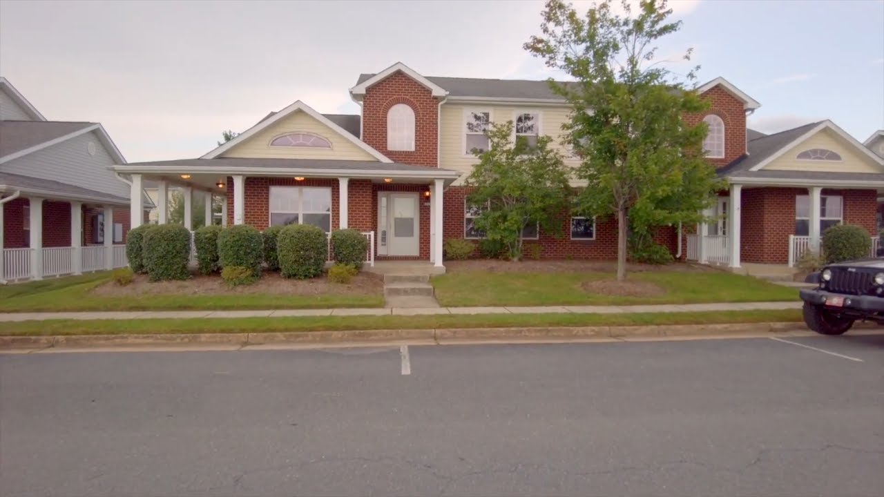 Bolling Family Housing | Welcome Tour - Rickenbacker, Falcon - YouTube