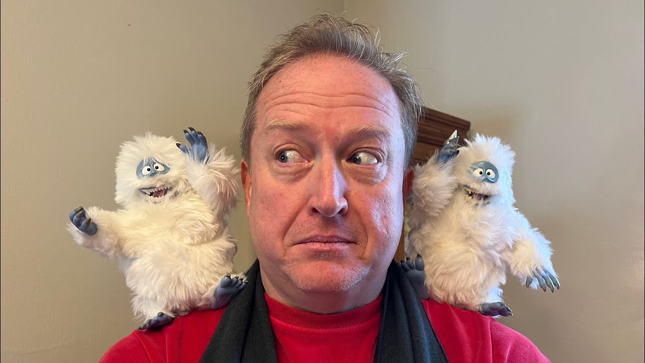 Tim Gidley Is In Full Holiday Spirit Spreading X39 Christmas Cheer To ...