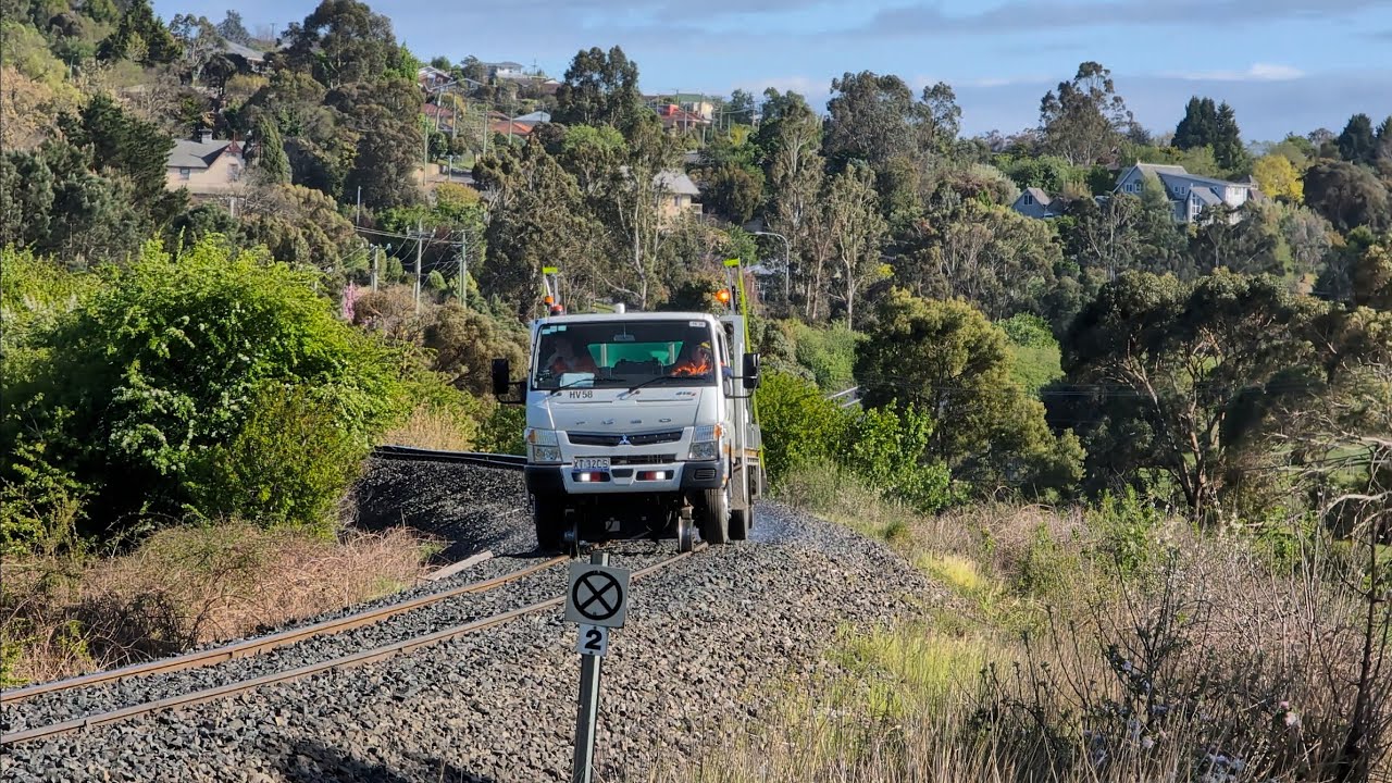 HV58 Weed Spraying hi rail truck alongside Glenwood Road - YouTube