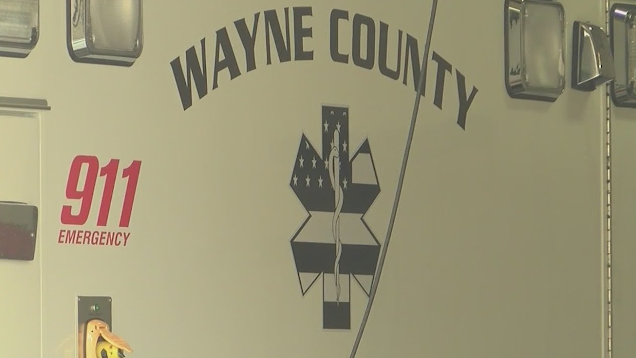 Wayne County EMS goes into service - YouTube