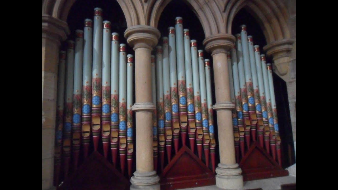Some organ tuning at the church - high notes - YouTube