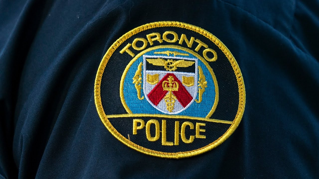 Toronto police officer arrested for allegedly stealing alcohol from ...