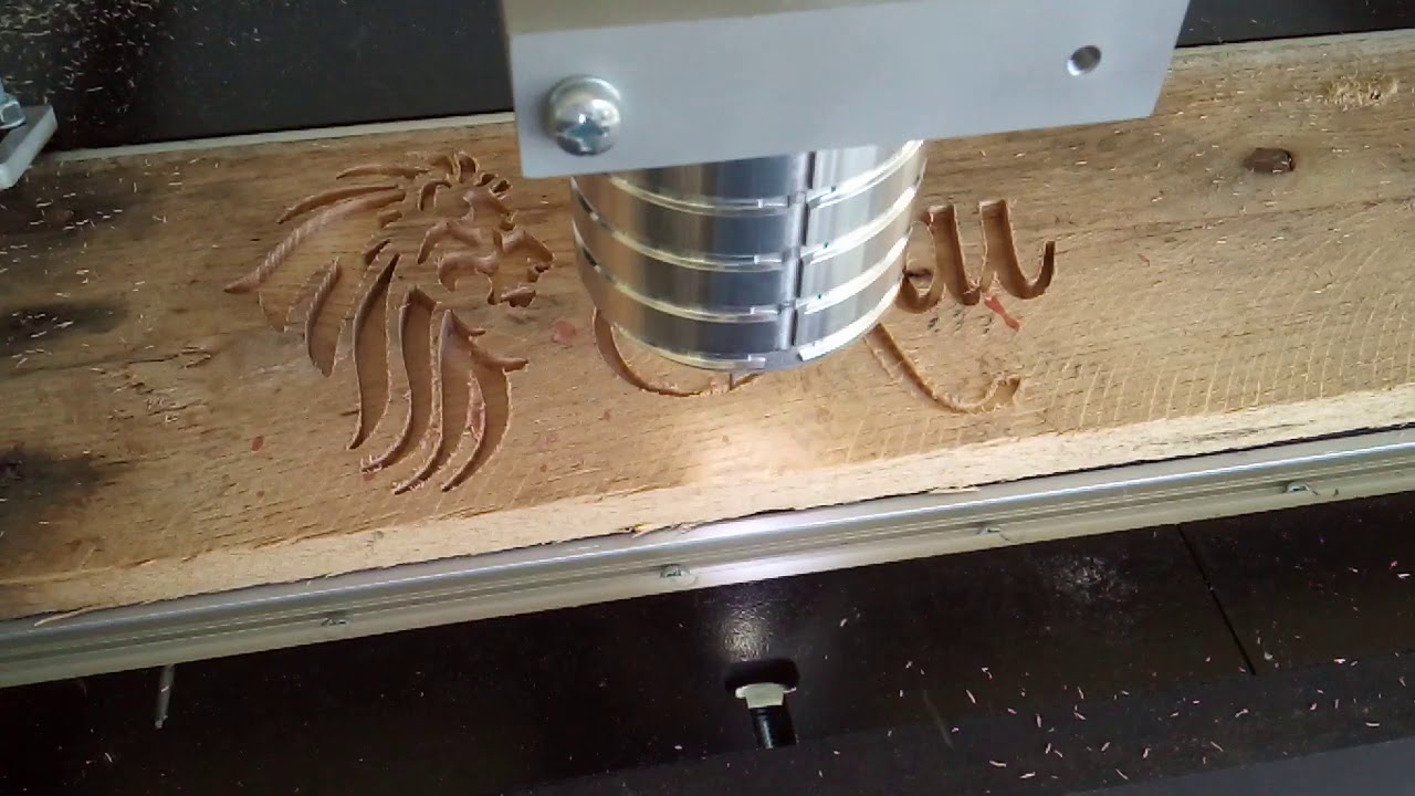 Millright carve king cutting a sign - YouTube