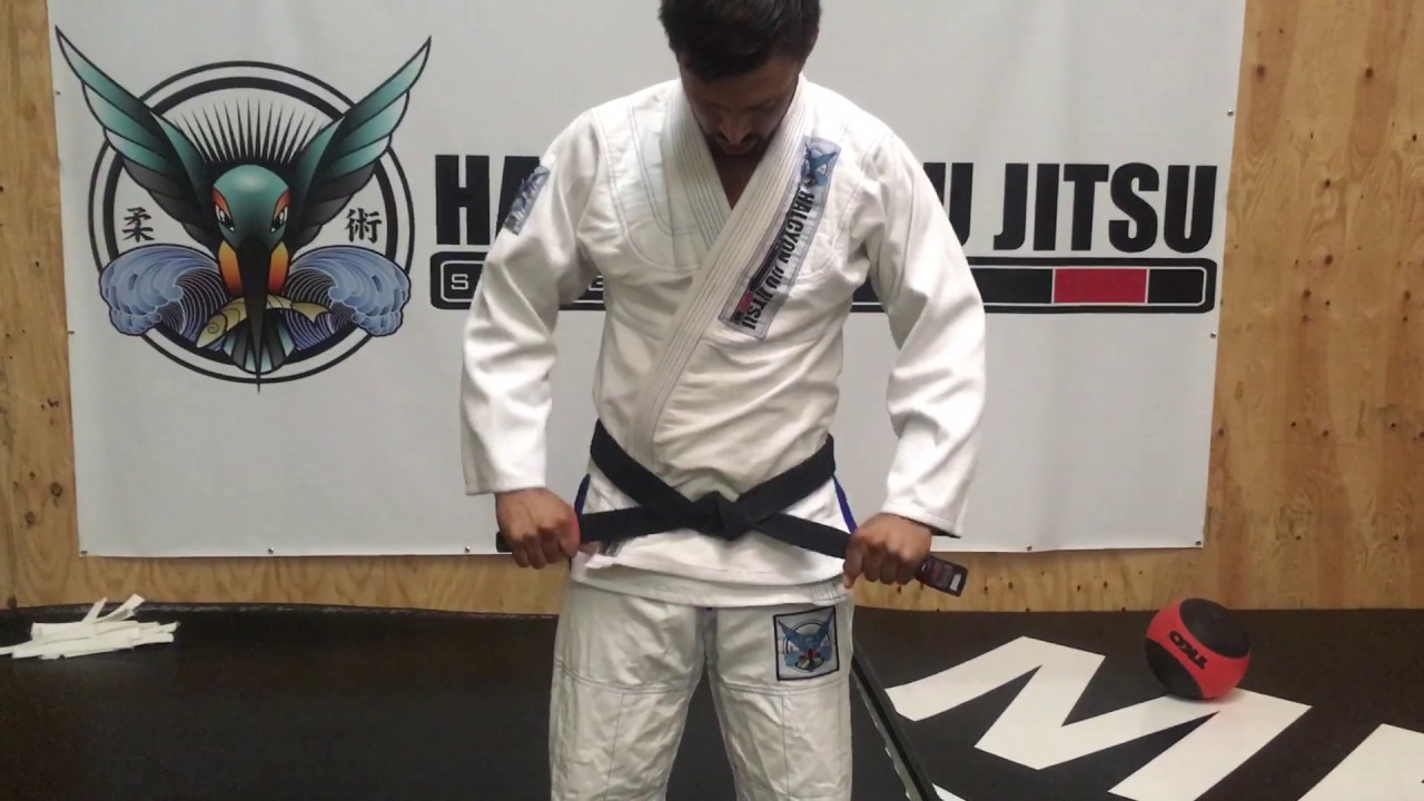 The BJJ Ninja Knot! Or how to tie the Hollywood Knot for JiuJitsu Kids ...