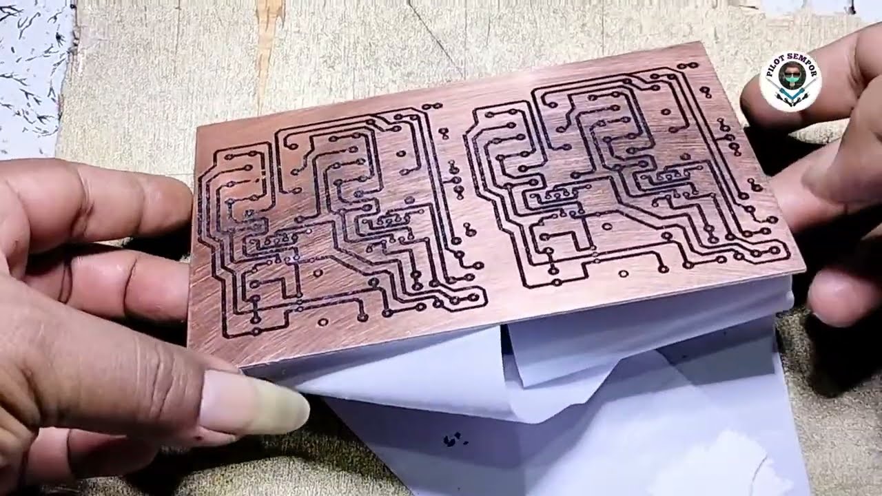 nggak punya print masih bisa cetak layout dan sablon PCB mainboard ...